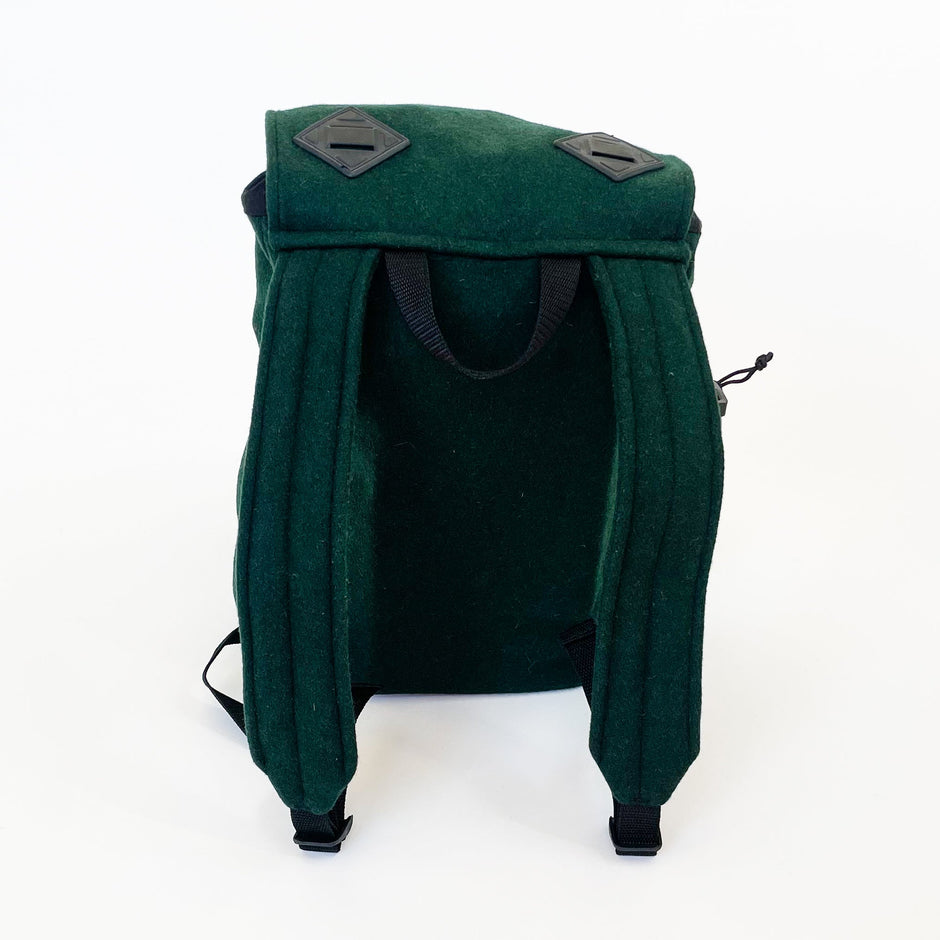 Bags & Packs – Johnson Woolen Mills
