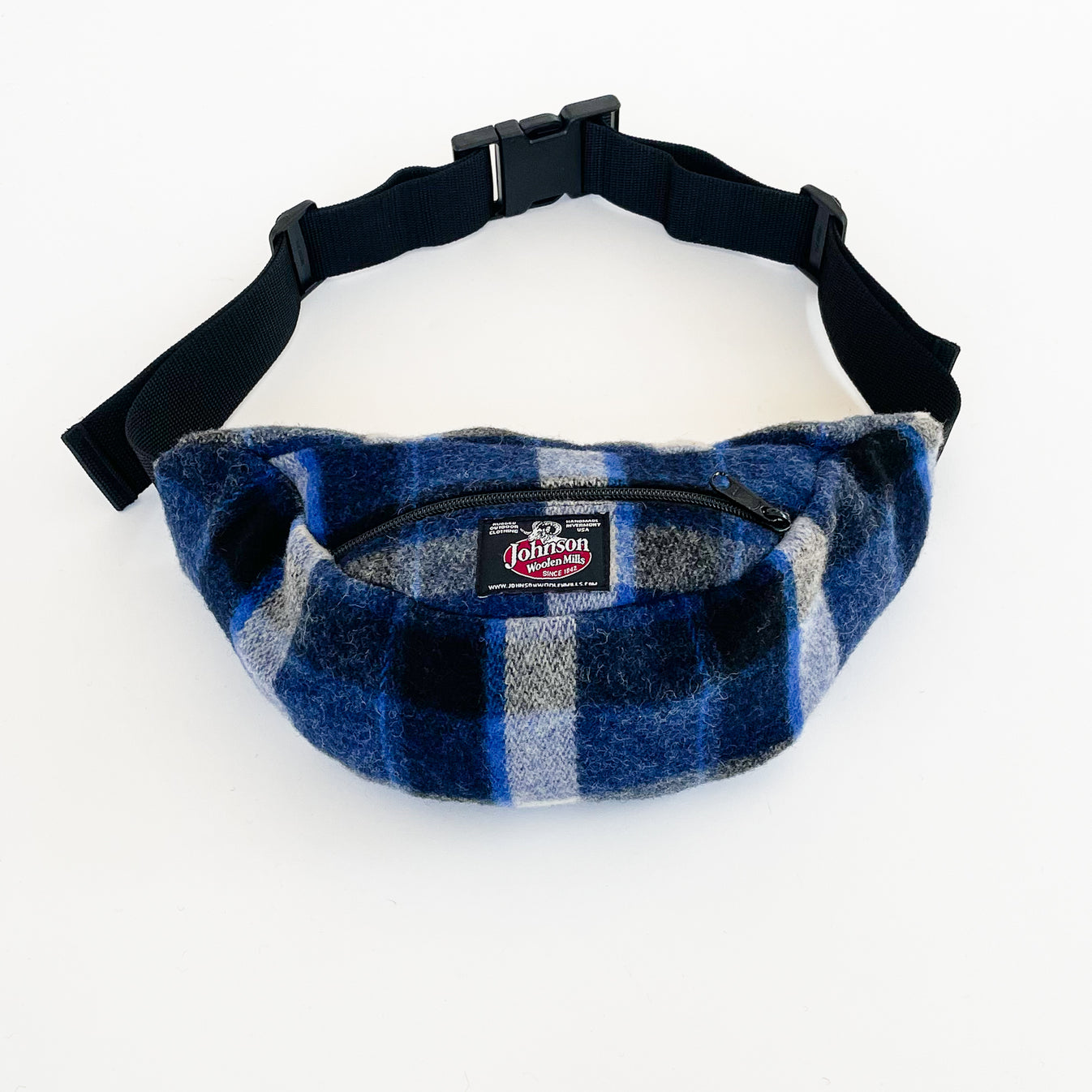 Oversized Wool Fanny Pack – Johnson Woolen Mills